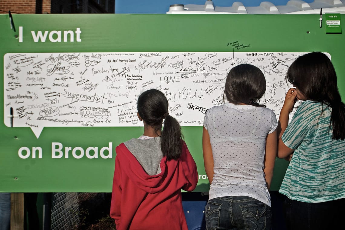 Installations - Candy Chang